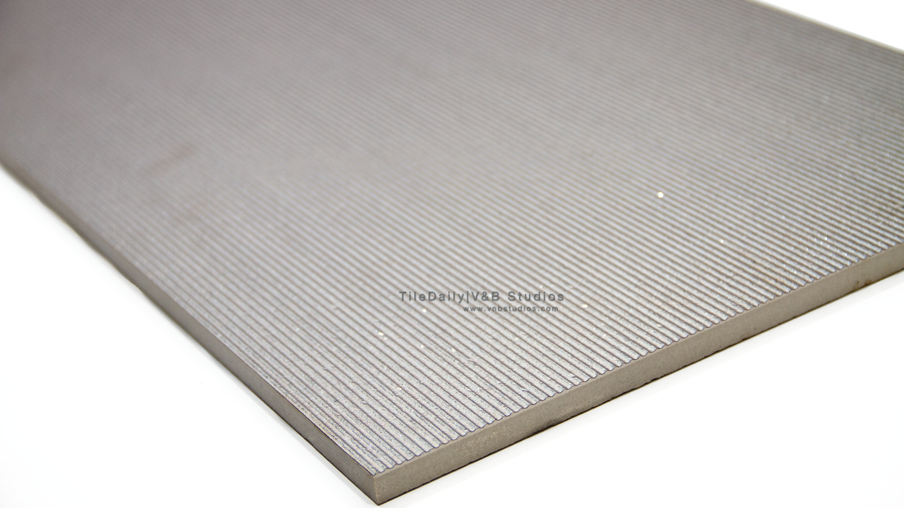 Silver Grooves Metallic Tile – tiledaily